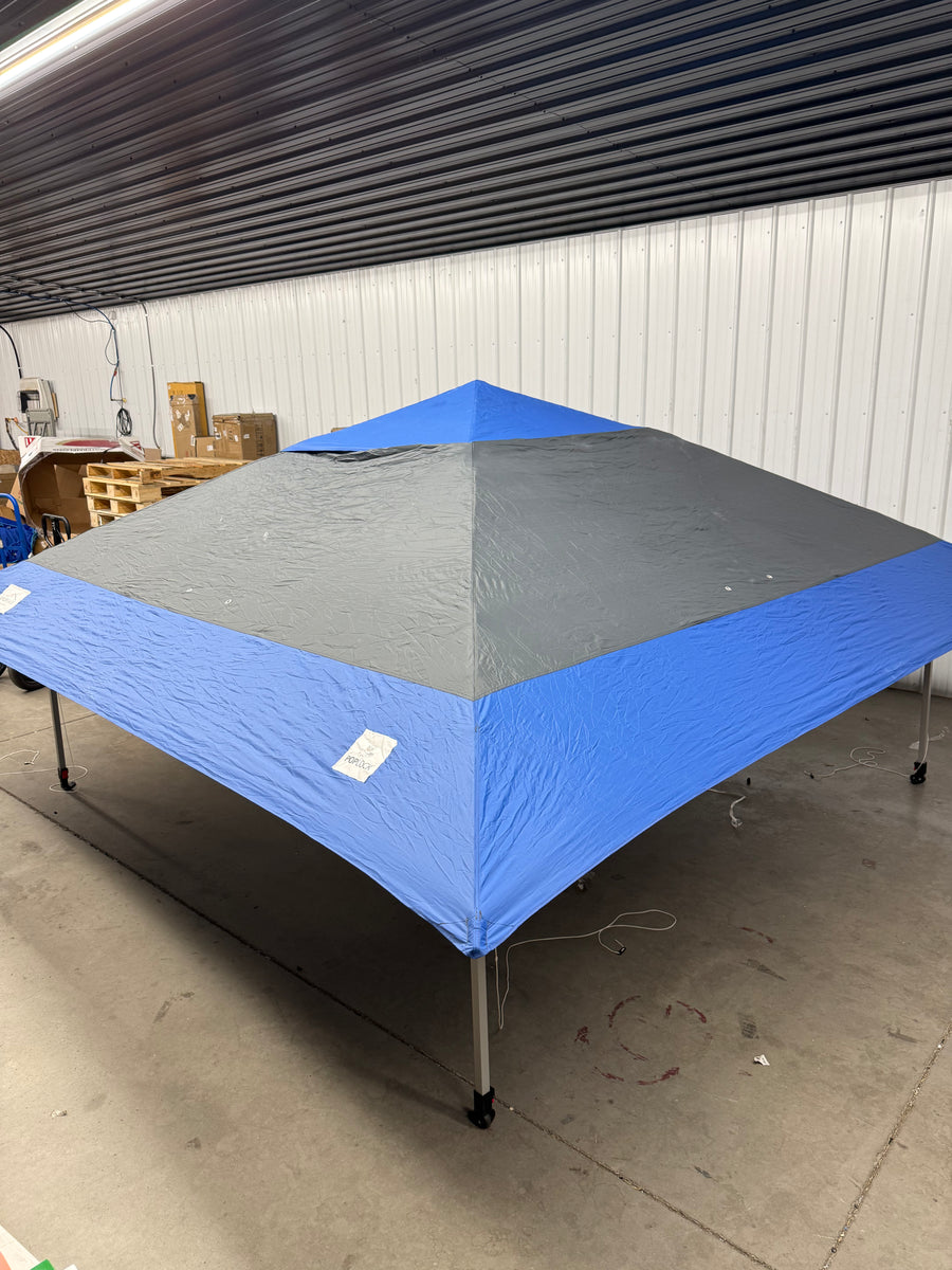 Easy Up 13’x13’ Canopy! (USED LIGHTLY - CLEAN FRAME - CLEAN COVER EXCE ...