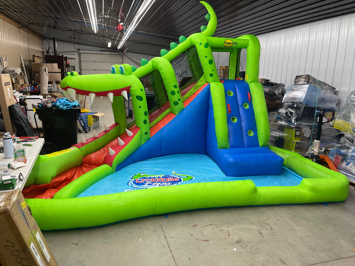 Crocodile Cave Adventure Water Slide- used - tested - stinky - works g ...